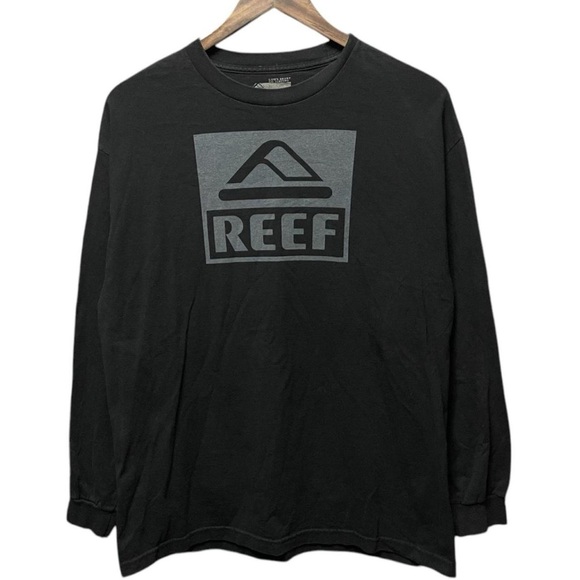 Reef | Shirts | Casual Reef Big Front Logo Graphic Crewneck Surfing ...